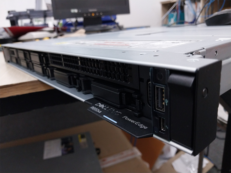 Dell EMC PowerEdge R650: Máy chủ 1U mỏng nhưng mạnh mẽ - Blog ...